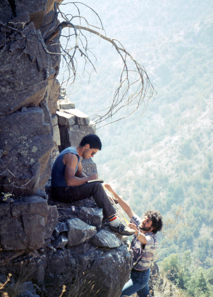 7 Estudiando a las Águilas en San Carlos de Apoquindo en 197. Era ...