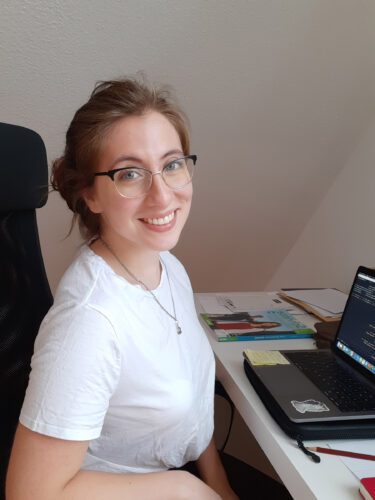 El universo de Teresa Paneque, la joven astrónoma que divulga la ...