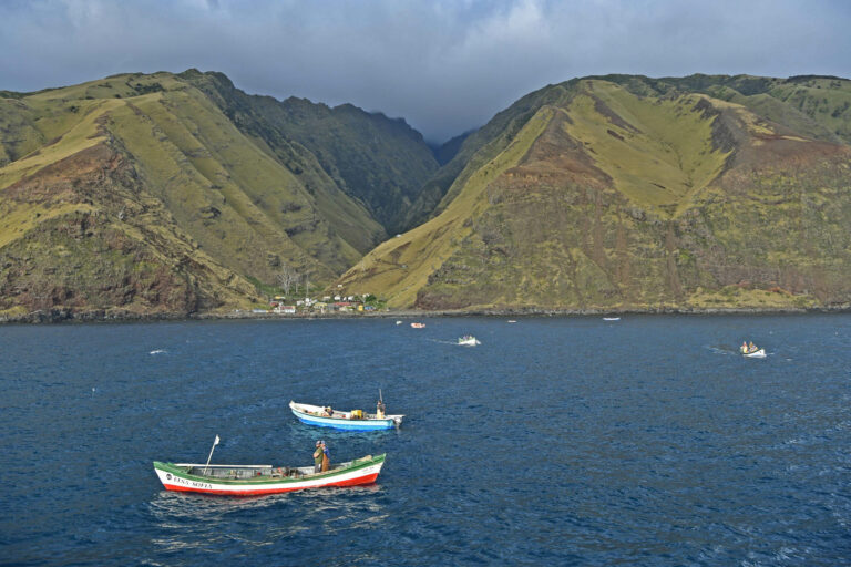 Las islas remotas de Chile: un recorrido por los misterios y la belleza ...