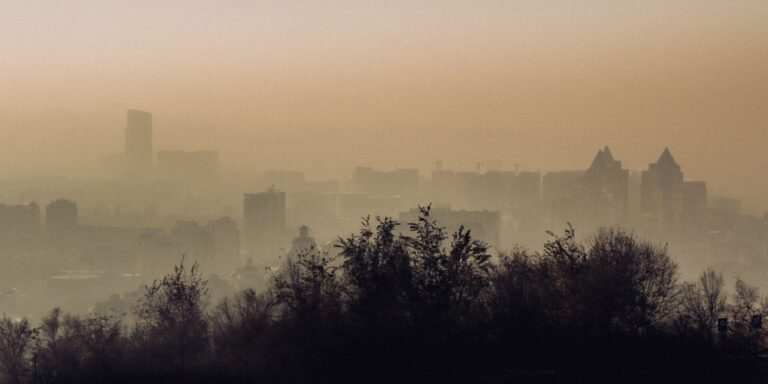 La nube negra que cubre Santiago: ¿Es la capital de Chile una de las ...